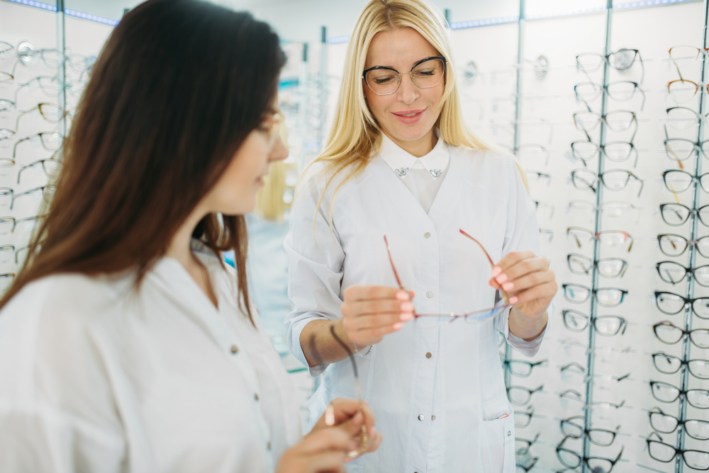 5 Tips for Starting Your Own Optometry Business - Best Finance Blog