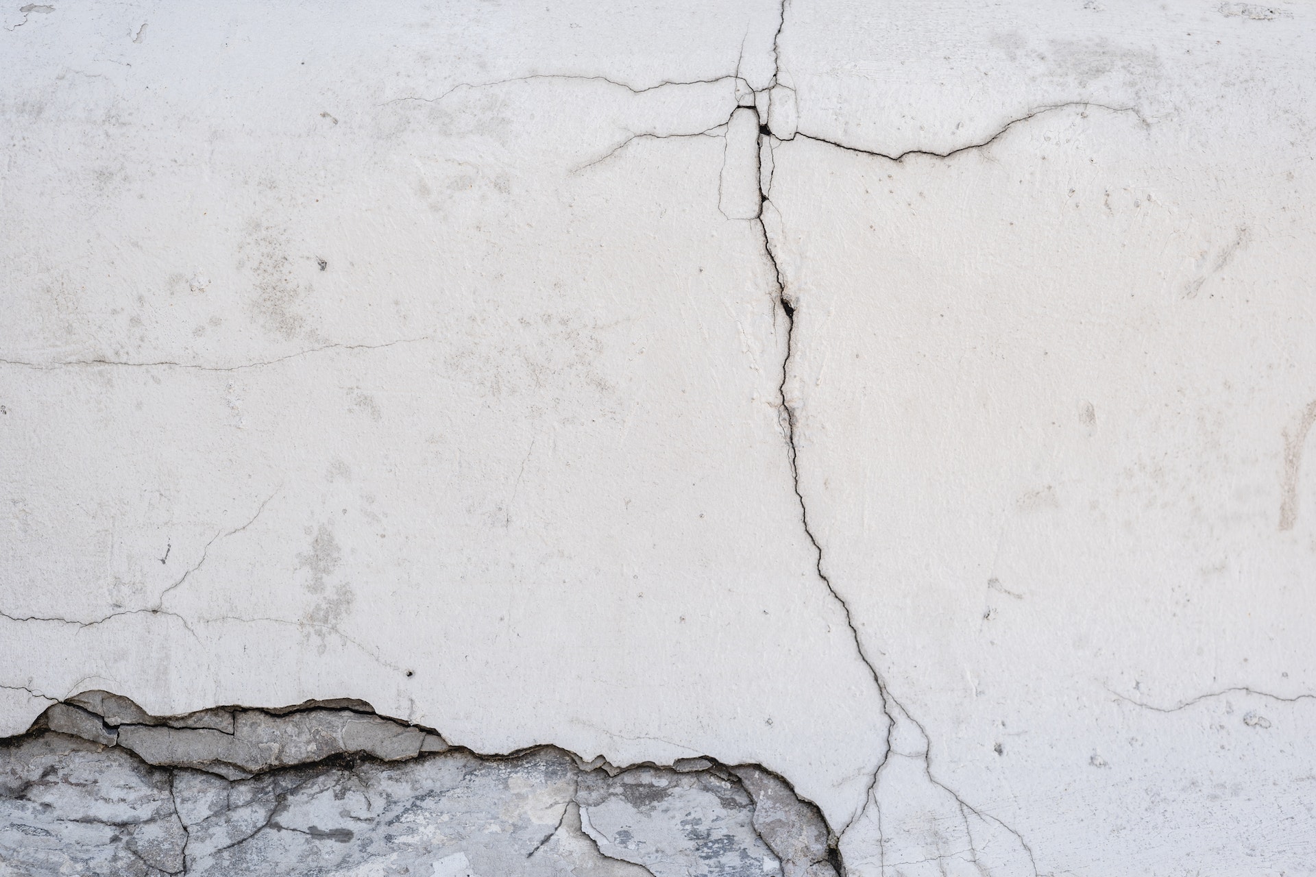 6 Building Signs You Need to Consult With a Structural Engineer - Best ...