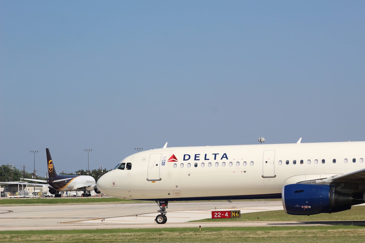 Delta Premium Select Review: A Comprehensive Look at the In-Flight ...